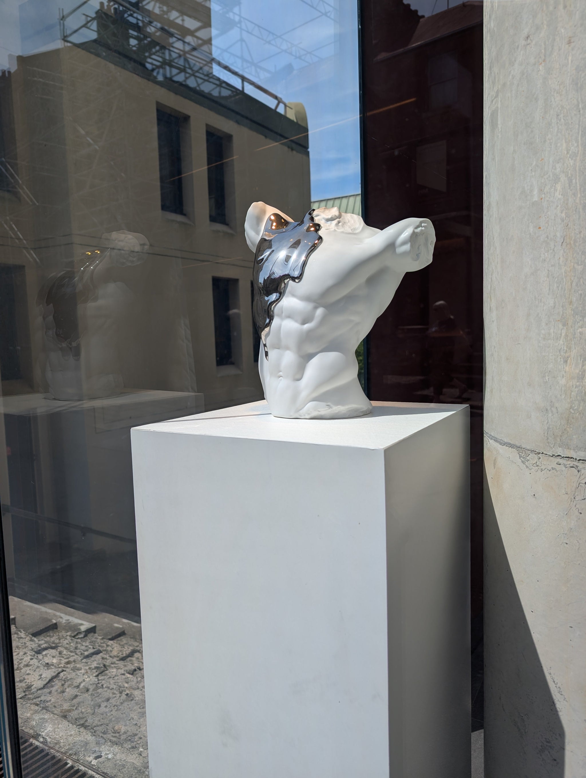 Lladró Eternal Fluidity - Male Torso Sculpture – FormFluent